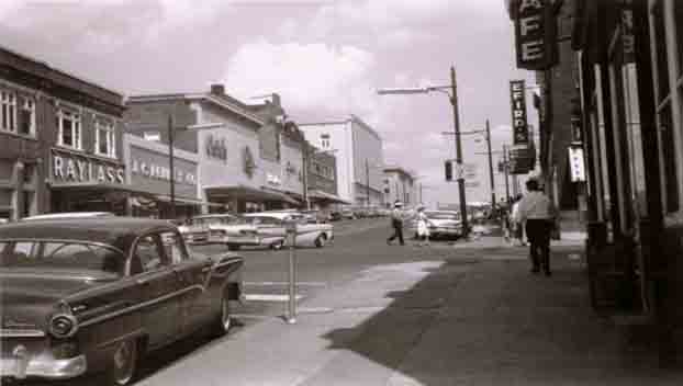 PEEKING INTO THE PAST – West Main Street | The Stanly News & Press