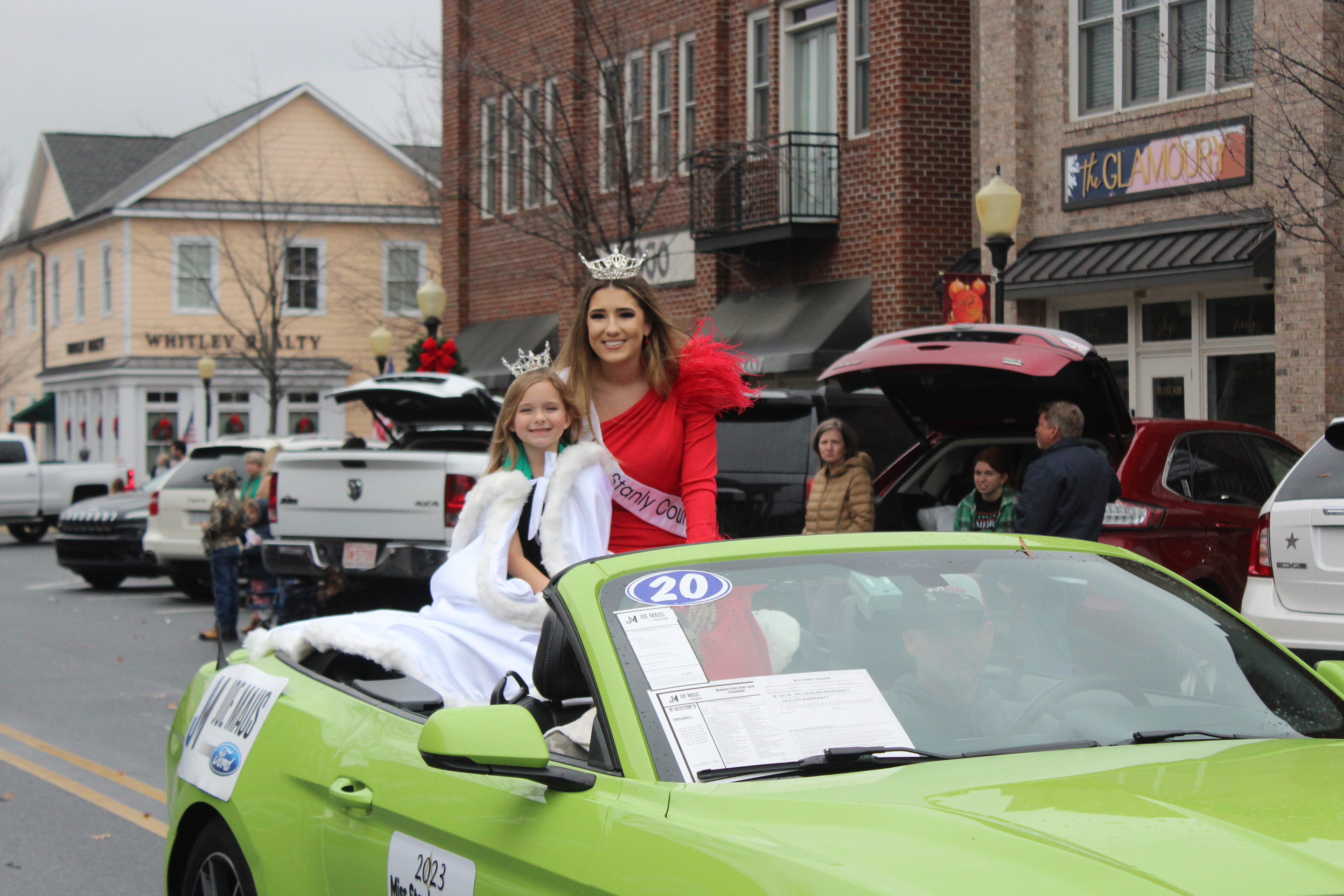 GALLERY: Locust Christmas Parade – Dec. 3, 2022 | The Stanly News & Press