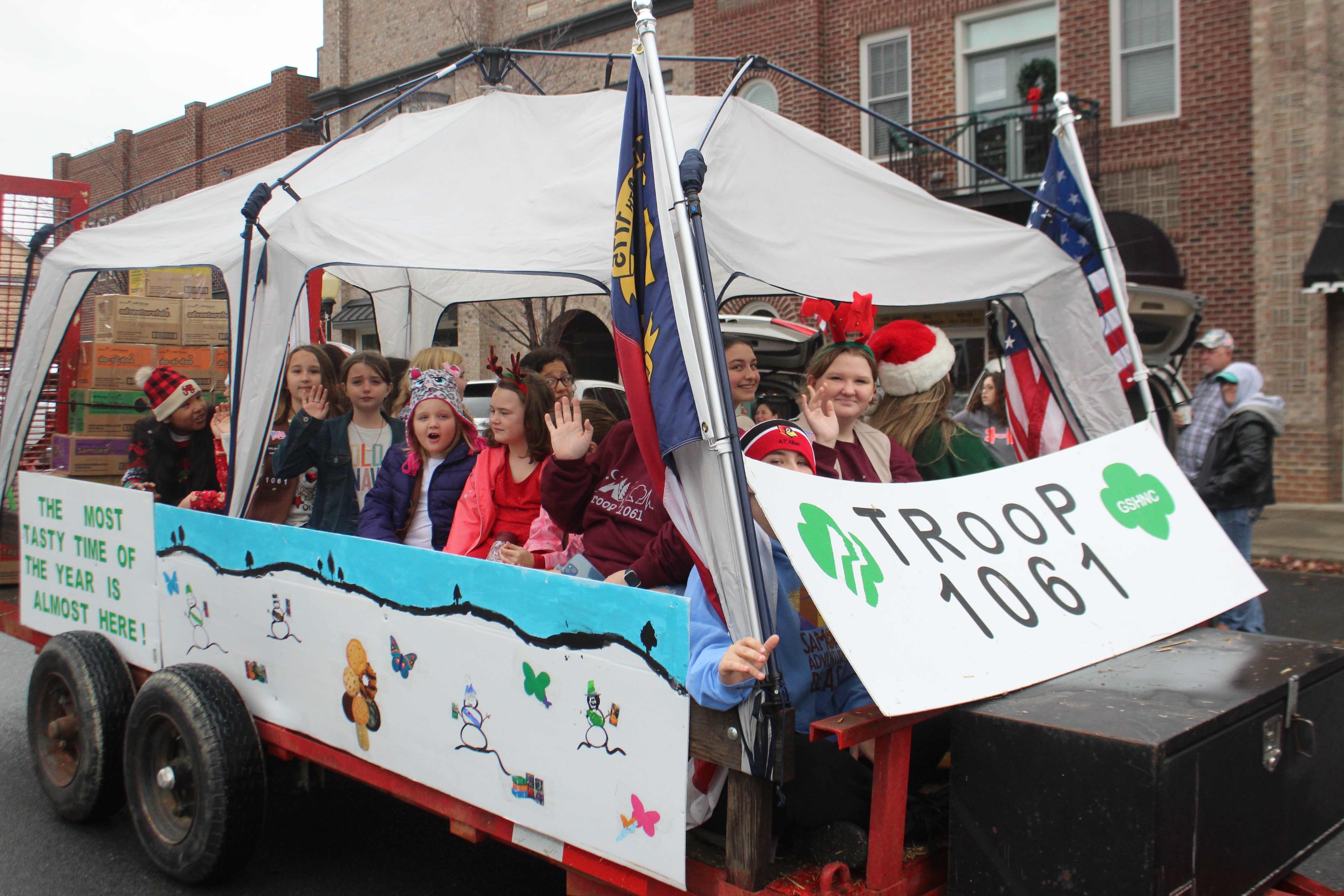 GALLERY: Locust Christmas Parade – Dec. 3, 2022 | The Stanly News & Press