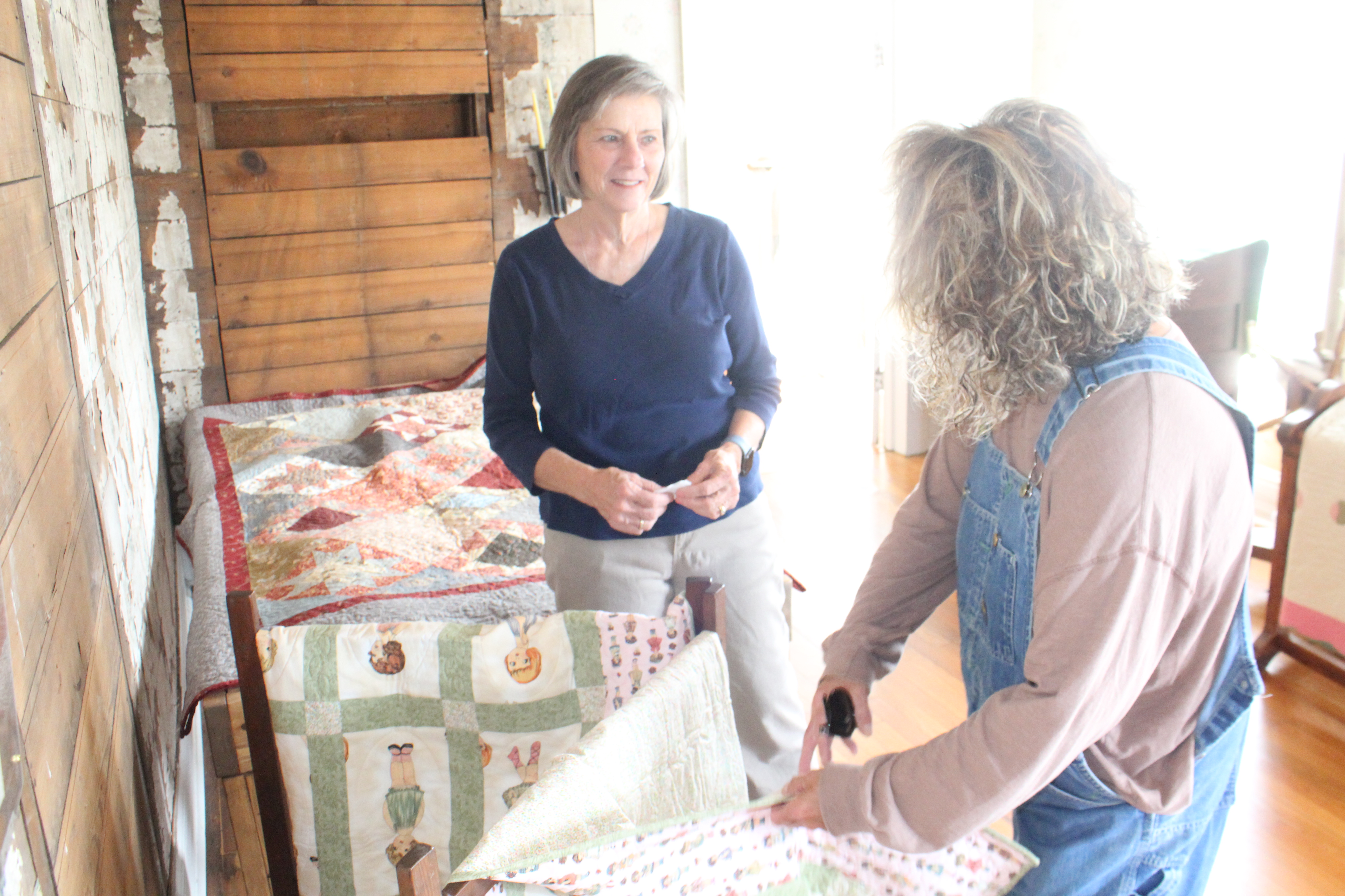 PHOTO GALLERY: Airing of the Quilts - The Stanly News & Press | The ...
