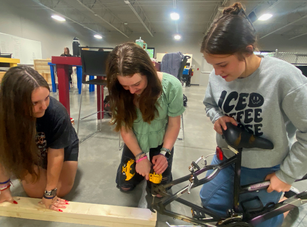 Gray Stone students overcome challenges to create bicycled-powered ...